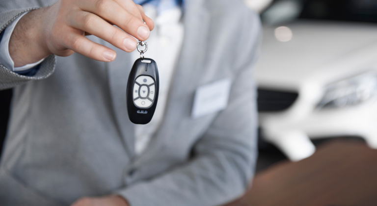 Chave canivete: o que é, vantagens e como fazê-la? - Chaveiro Bougainville